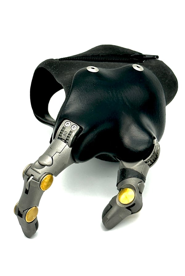 Point Thumb: Heavy-Duty Titanium Prosthetic Thumb