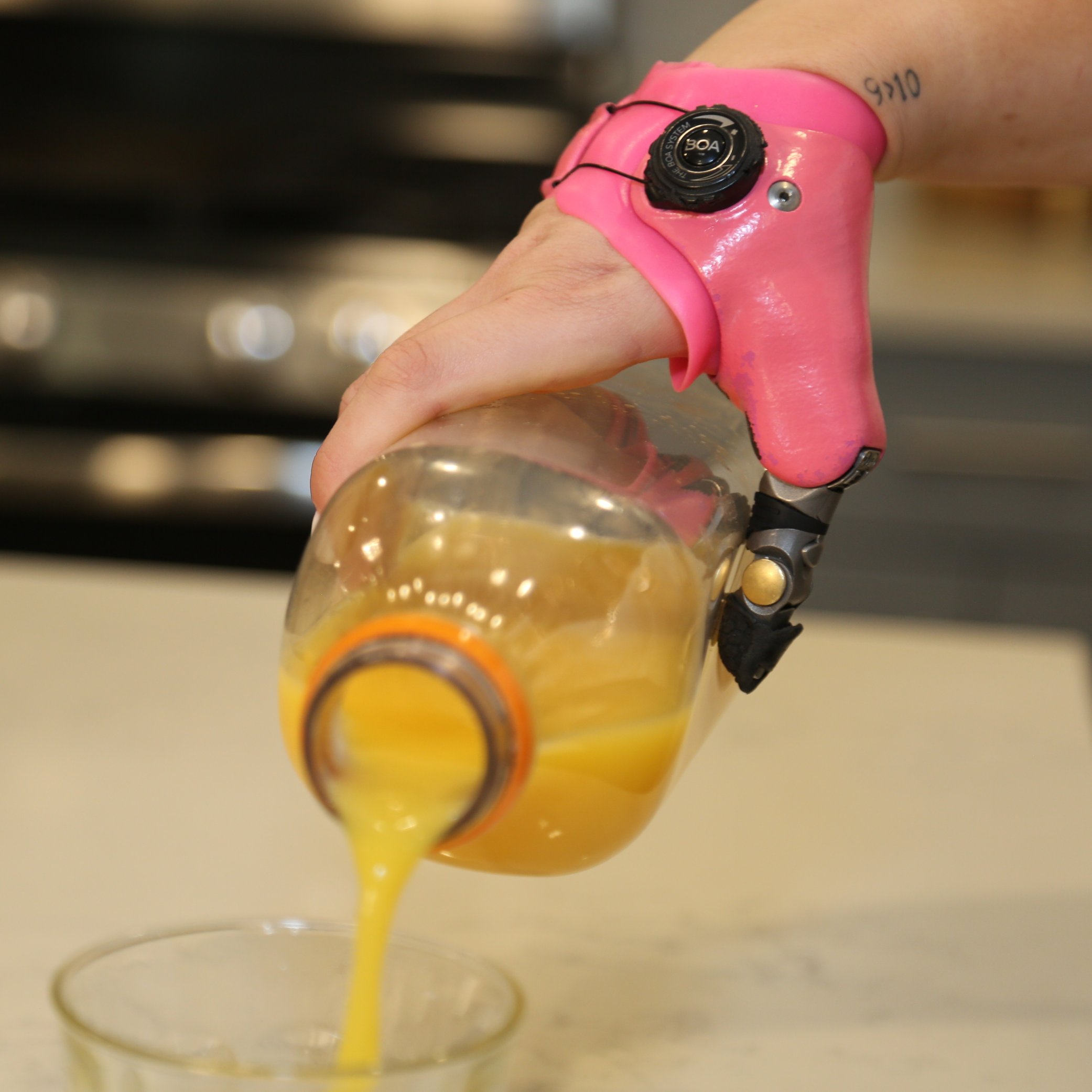 Point Thumb: Heavy-Duty Titanium Prosthetic Thumb